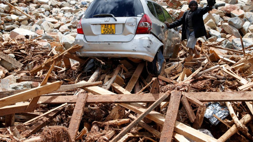 Zimbabwe seeks $613 million aid from donors after drought, cyclone ...