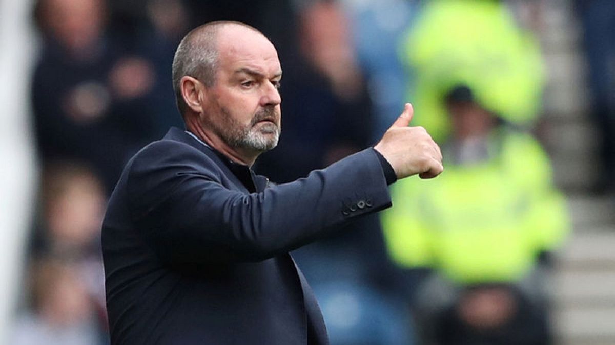 Soccer-Scotland appoint Clarke as new manager | Euronews