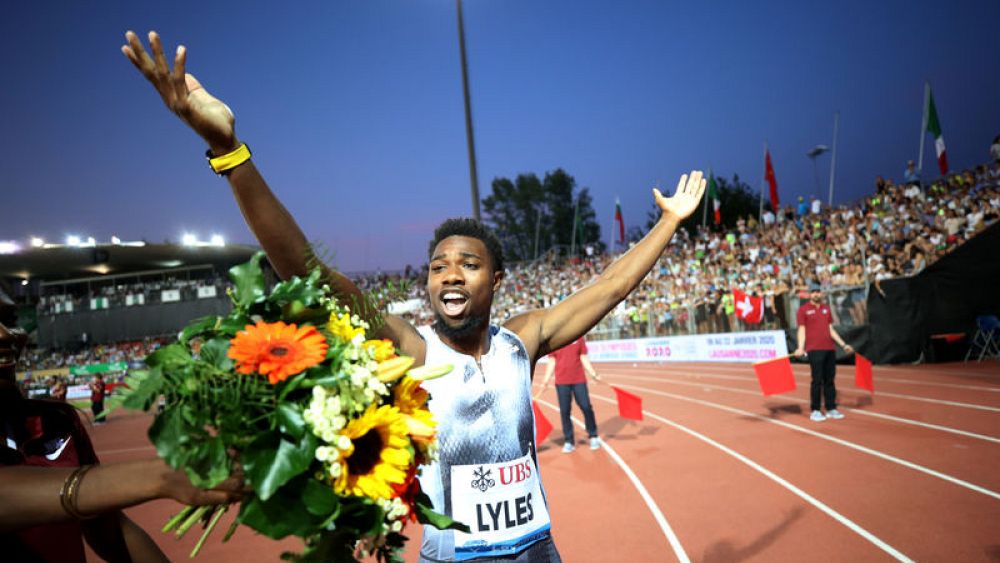 Sizzling Lyles becomes fourth fastest man ever at 200m | Euronews