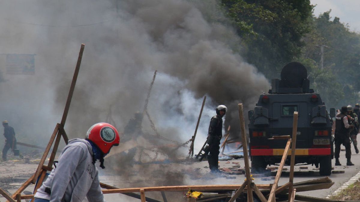 Indonesia blocks internet in Papua to help curb violent protests | Euronews