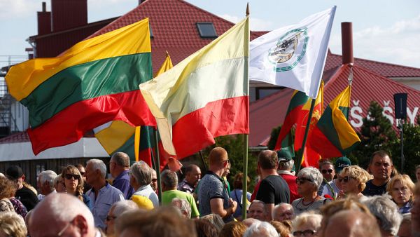 Lithuanian human chain links anti-Soviet and Hong Kong protesters ...