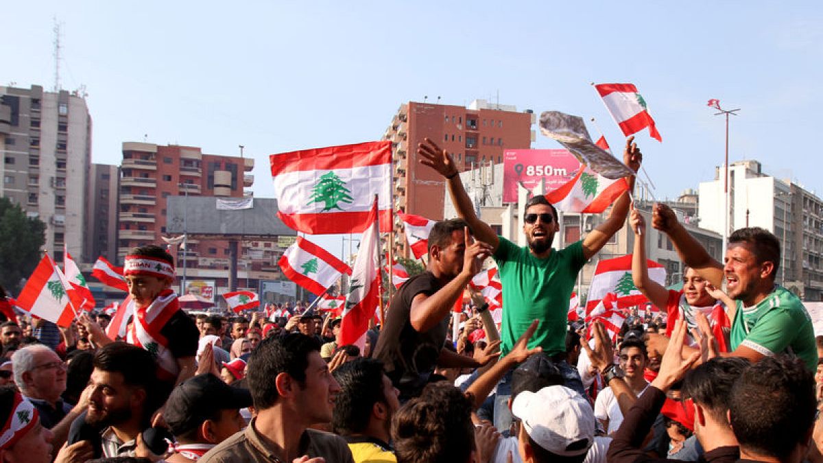 'Baby Shark' song used to soothe toddler becomes rallying cry in ...