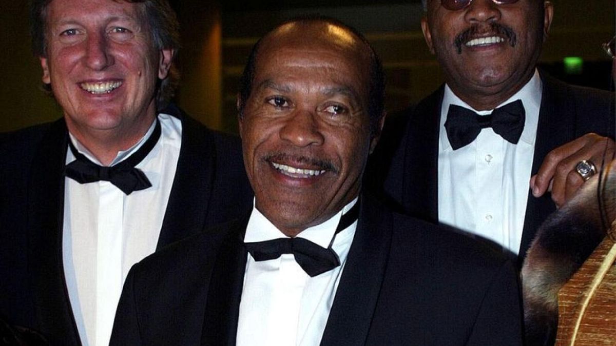 Velocista y activista estadounidense Lee Evans muere a los 74 años ...