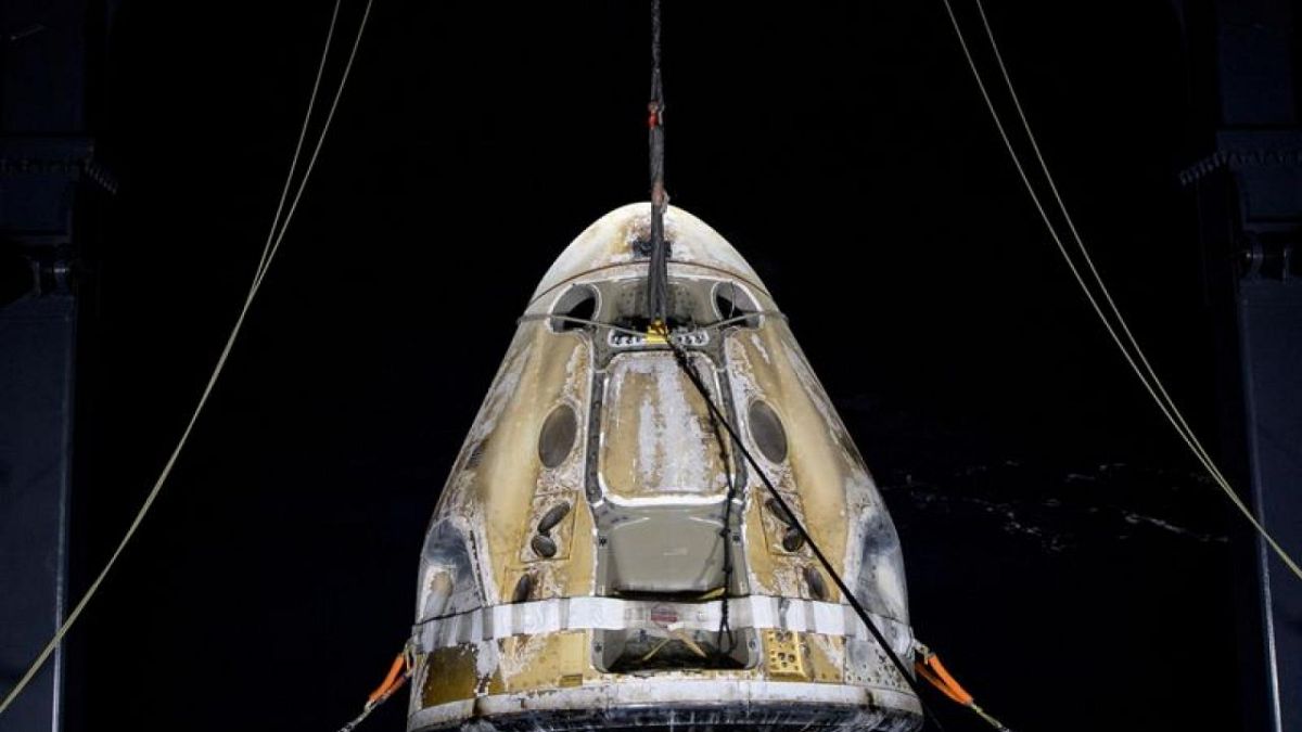 Factbox-Profiles of first all-civilian space crew headed for orbit ...