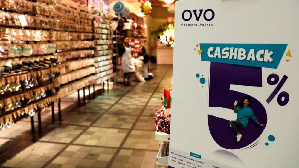 Grab to take majority stake in Indonesia e-wallet OVO | Euronews