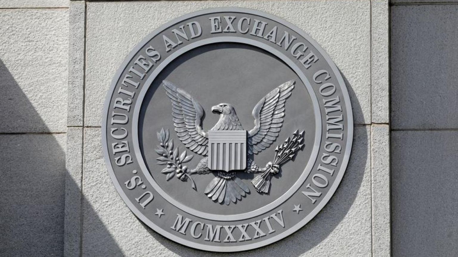 U.S. SEC says EDGAR back up after technical glitch | Euronews