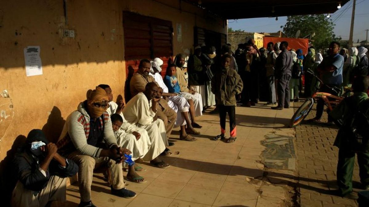 Sudan's inflation accelerates to 359.09% in 2021 | Euronews