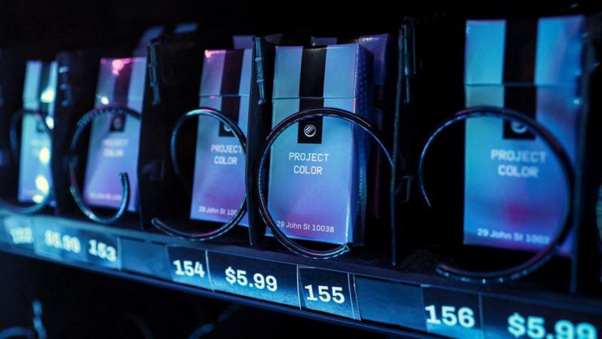 Move over candy bars, New York vending machine now selling NFT art ...