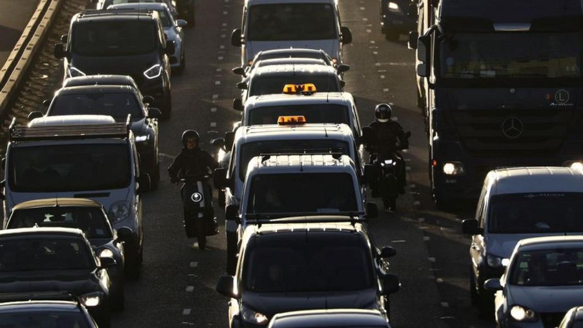 UK car production falls 11% in April on chip crisis, supply chain snags ...