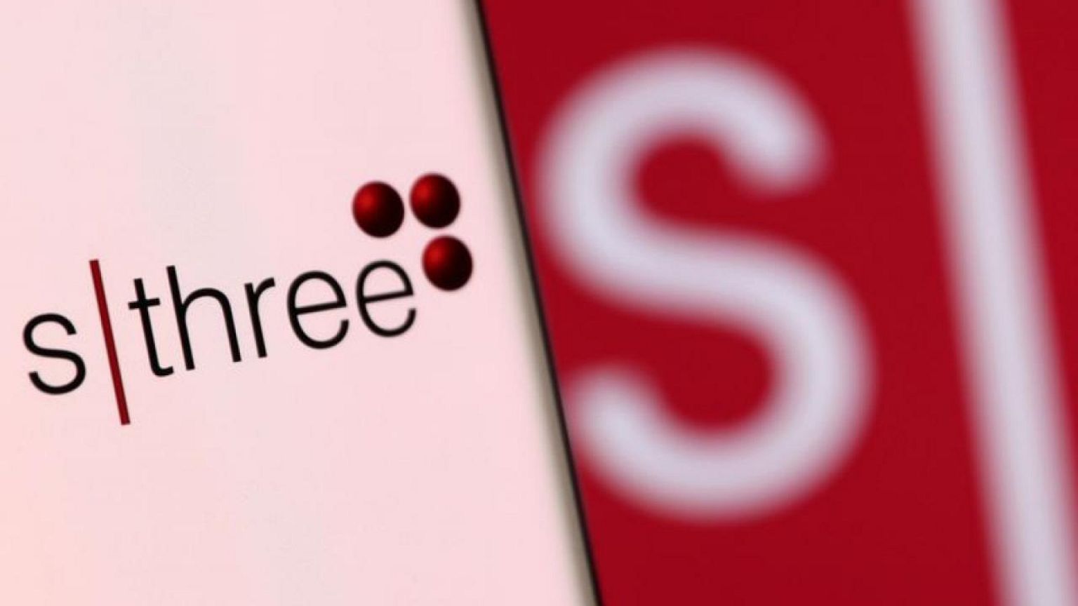 Recruiter SThree half-year profit, revenue surge on hiring boom | Euronews