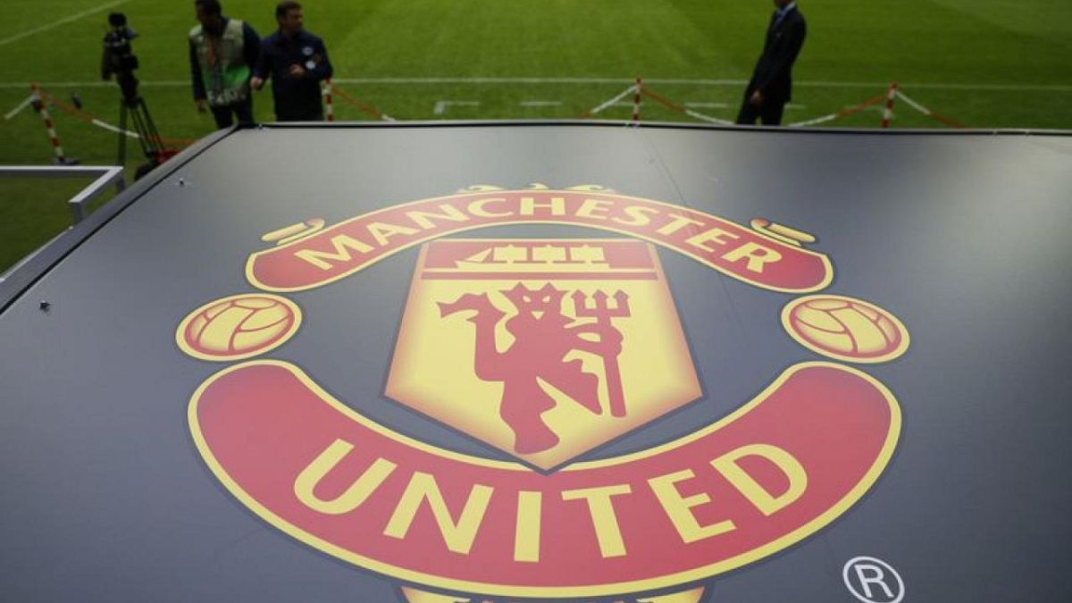 Soccer-DXC to become Man United's sleeve sponsor, manage digital ...