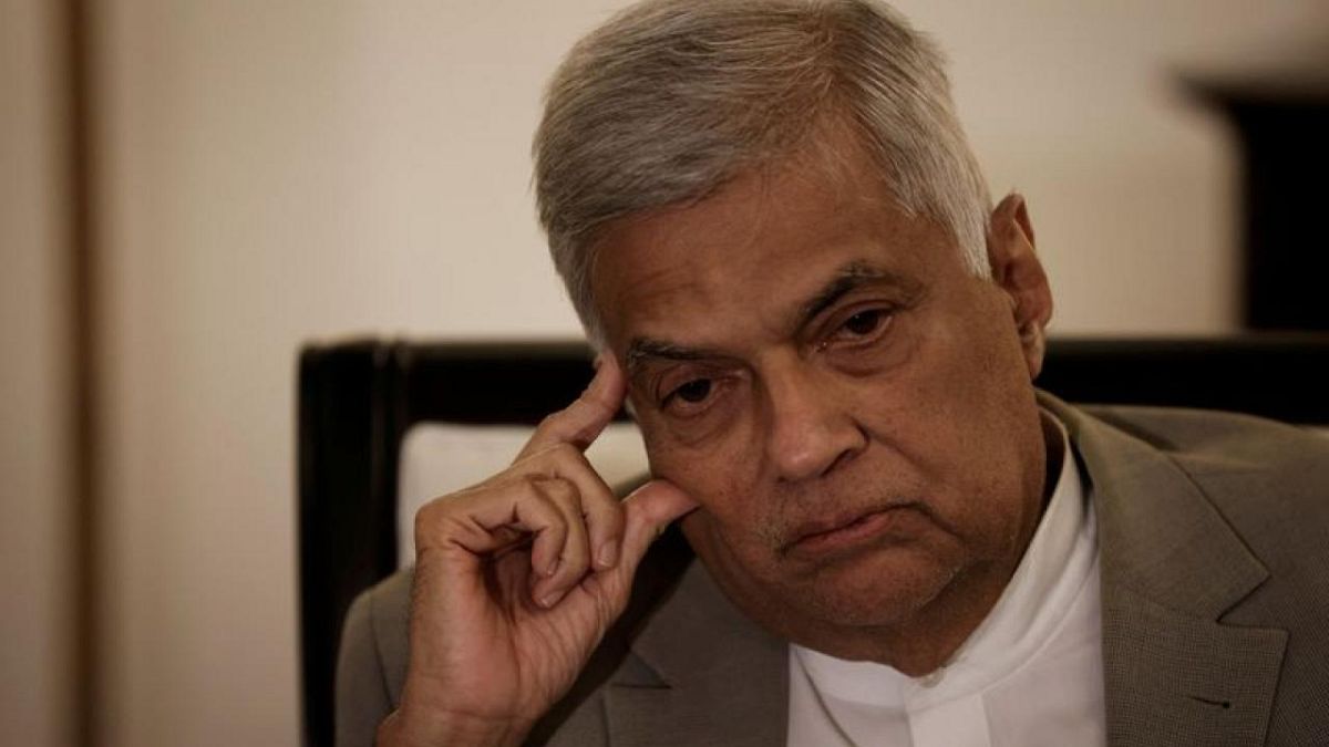 Factbox-Three frontrunners in race to become Sri Lanka's next president ... Factbox-Three frontrunners in race to become Sri Lanka's next president ...