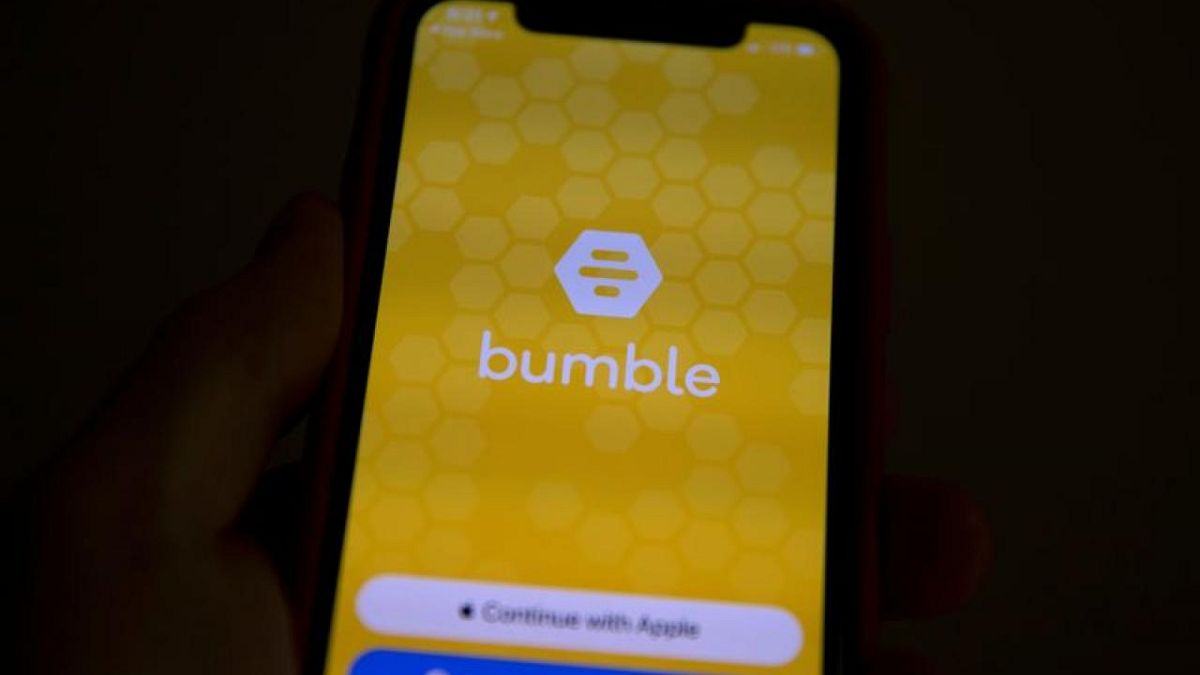 Bumble cuts annual revenue forecast as Ukraine war, competition bite ...