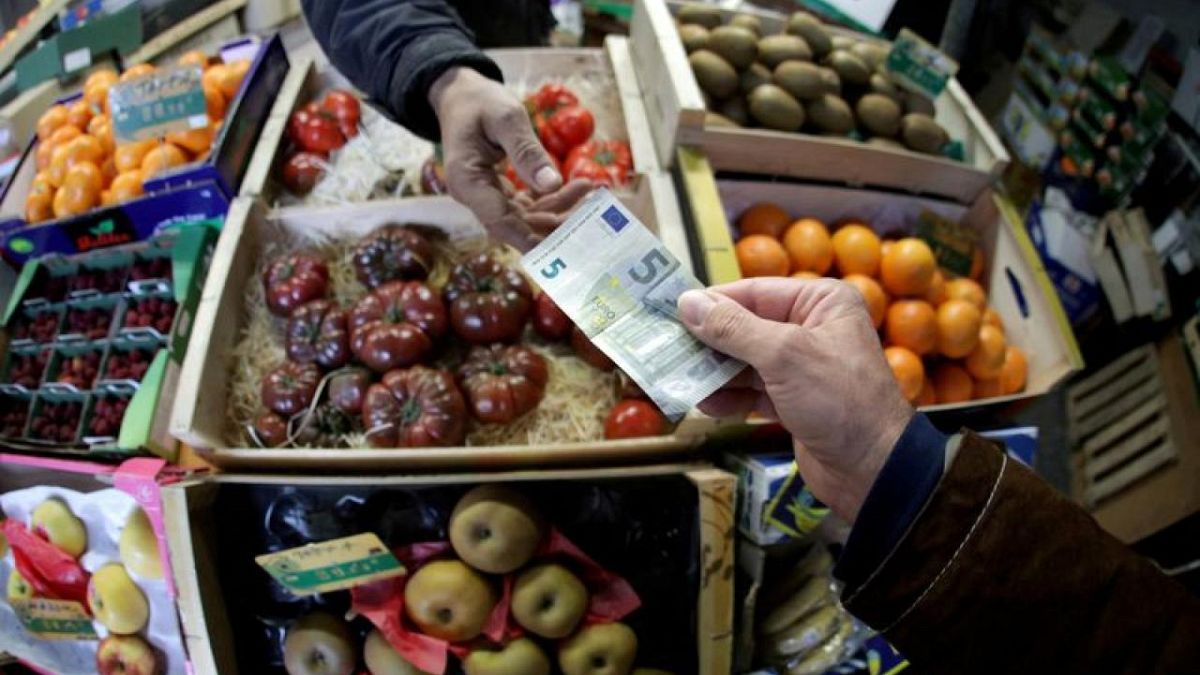 Euro zone inflation hits record high 10%, raising pressure on ECB ...