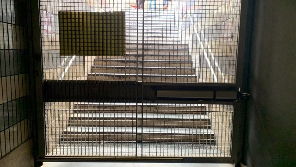 Passeggeri prigionieri della metro Cornelia a Roma | Euronews