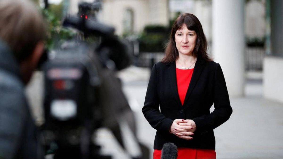 Targetting government, UK's Labour pledges sound finances and strong ...
