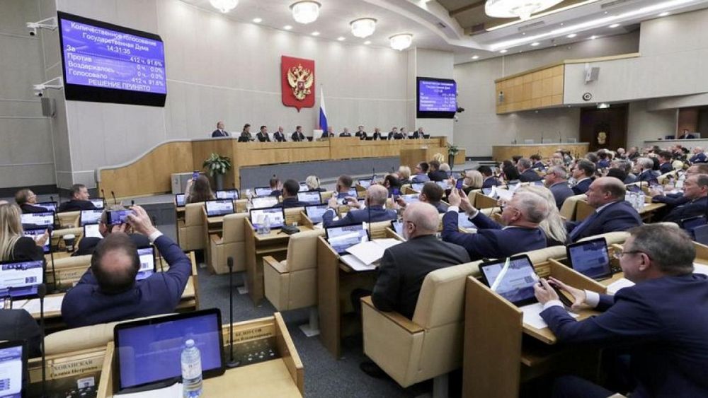 Discussing "sensitive" war topics, Russian Duma halts live broadcasts ...