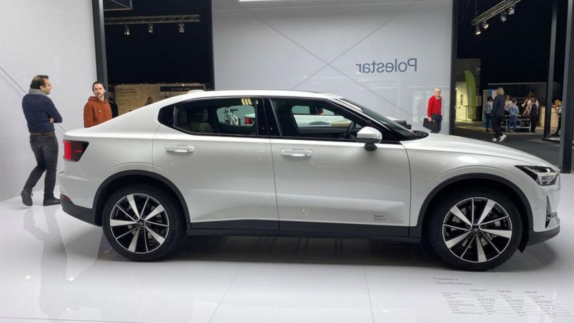 EV maker Polestar gets $1.6 billion from major shareholders | Euronews