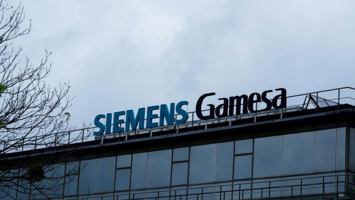 Siemens Gamesa calls EGM after parent's tender offer, shrinks board ...