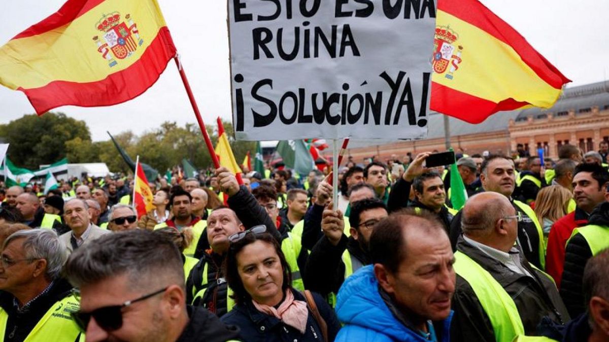 Spanish truckers suspend strike, citing 'harassment campaign' by ...