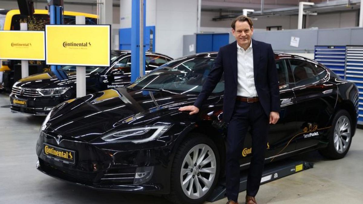 Continental CEO: priority is improving automotive sector | Euronews