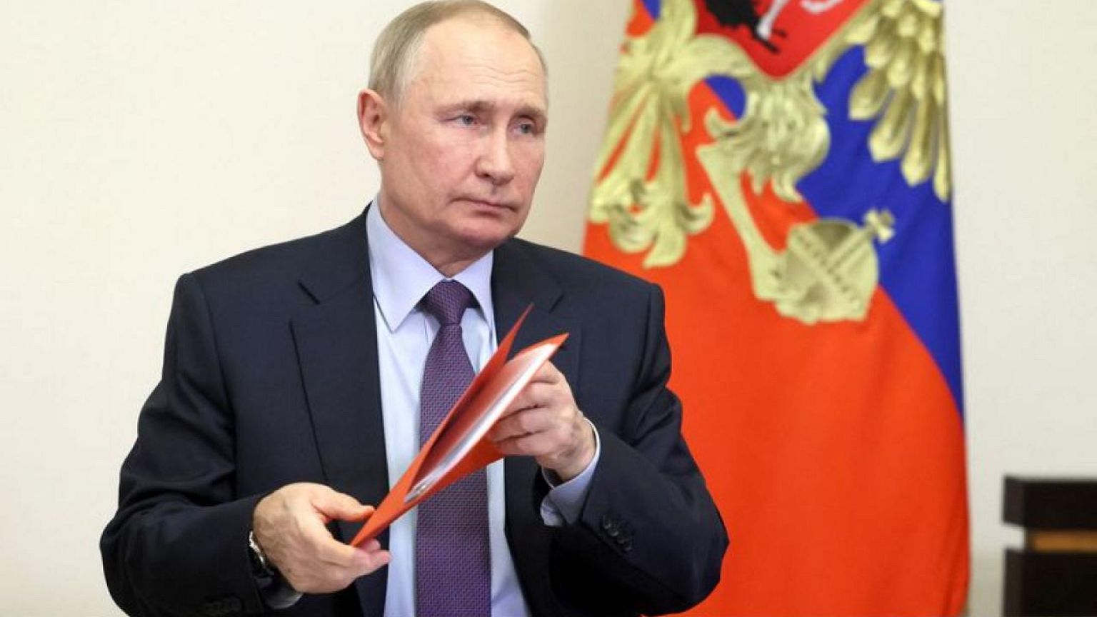 Putin firma una ley que amplía las normas rusas contra la "propaganda ...