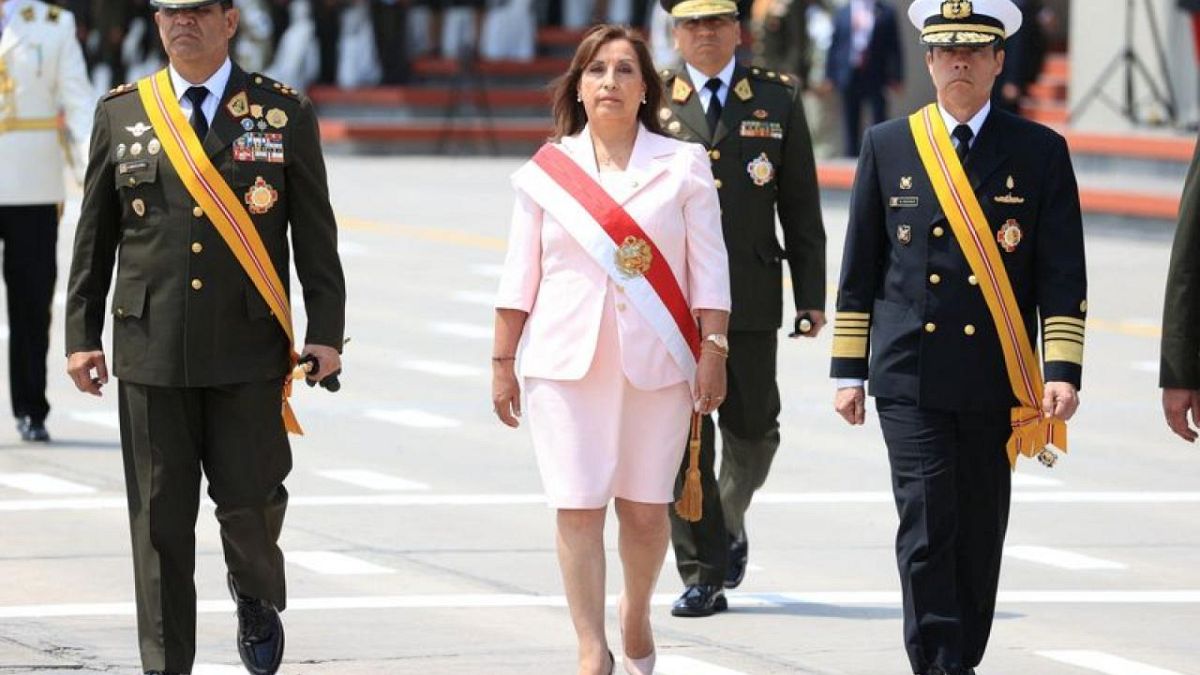 Peru President Boluarte pledges early elections after protests turn ...