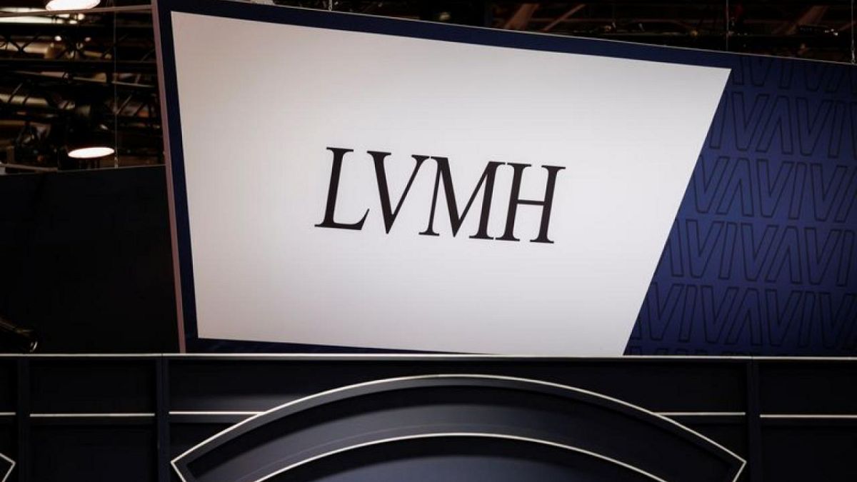 LVMH to build new workshop making Louis Vuitton bags in Italy | Euronews