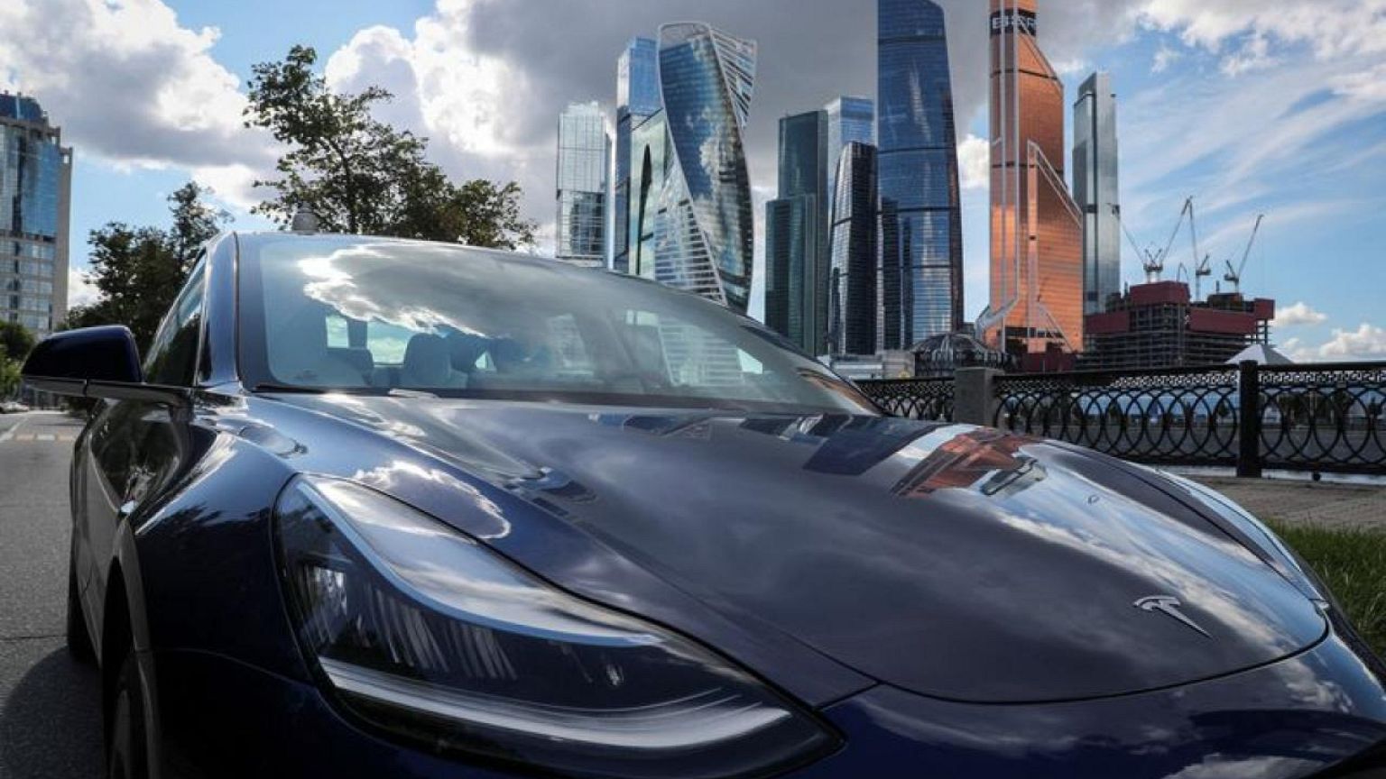 Tesla video promoting self-driving was staged, engineer testifies ...