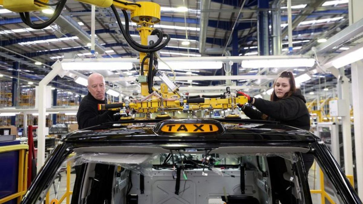 UK factories say cost pressures easing but output slow - CBI | Euronews