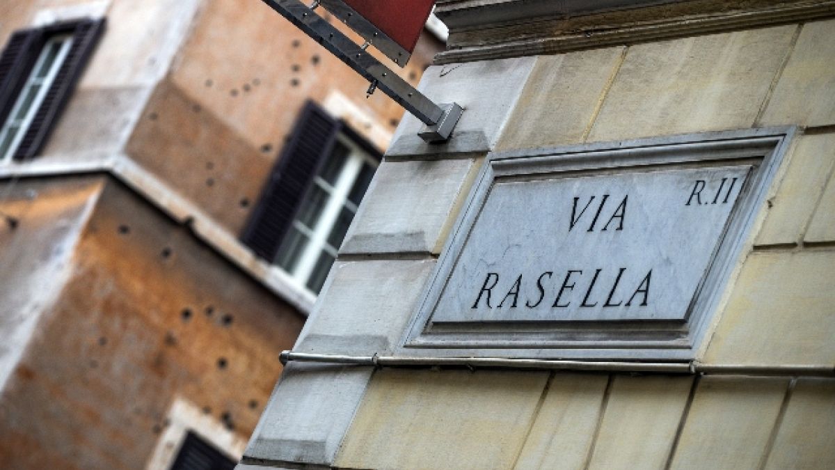 Meloni, su via Rasella sgrammaticatura ormai risolta | Euronews