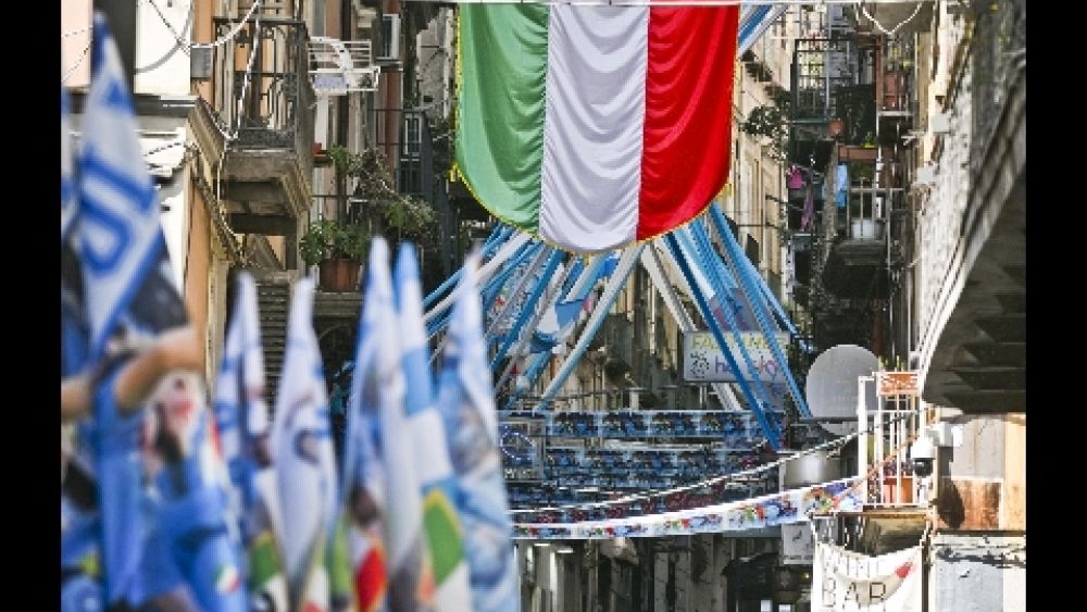 Scudetto Napoli: due feriti per spari e tre per petardi | Euronews