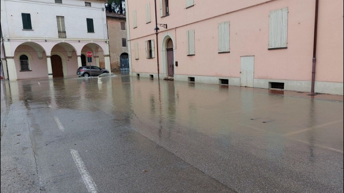 Maltempo: domani allerta rossa in Emilia Romagna | Euronews