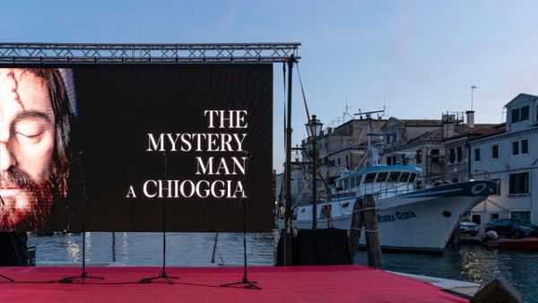 Apre a Chioggia la mostra dell'Uomo della Sindone | Euronews